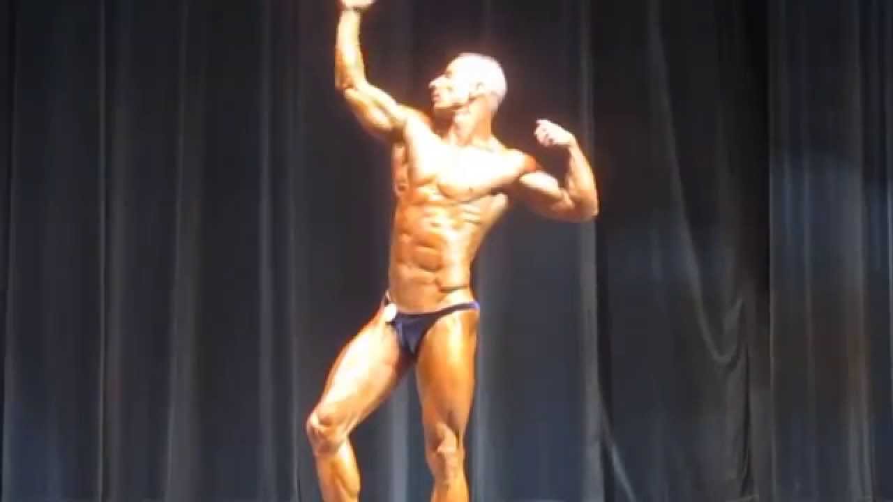 Dalibor Dodic solo posing routine - YouTube