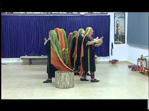 yemeni women song folklore dance - YouTube