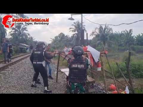 Polisi Militer Pomdam l/BB Gerebek Barak Narkoba di Deli Serdang - YouTube