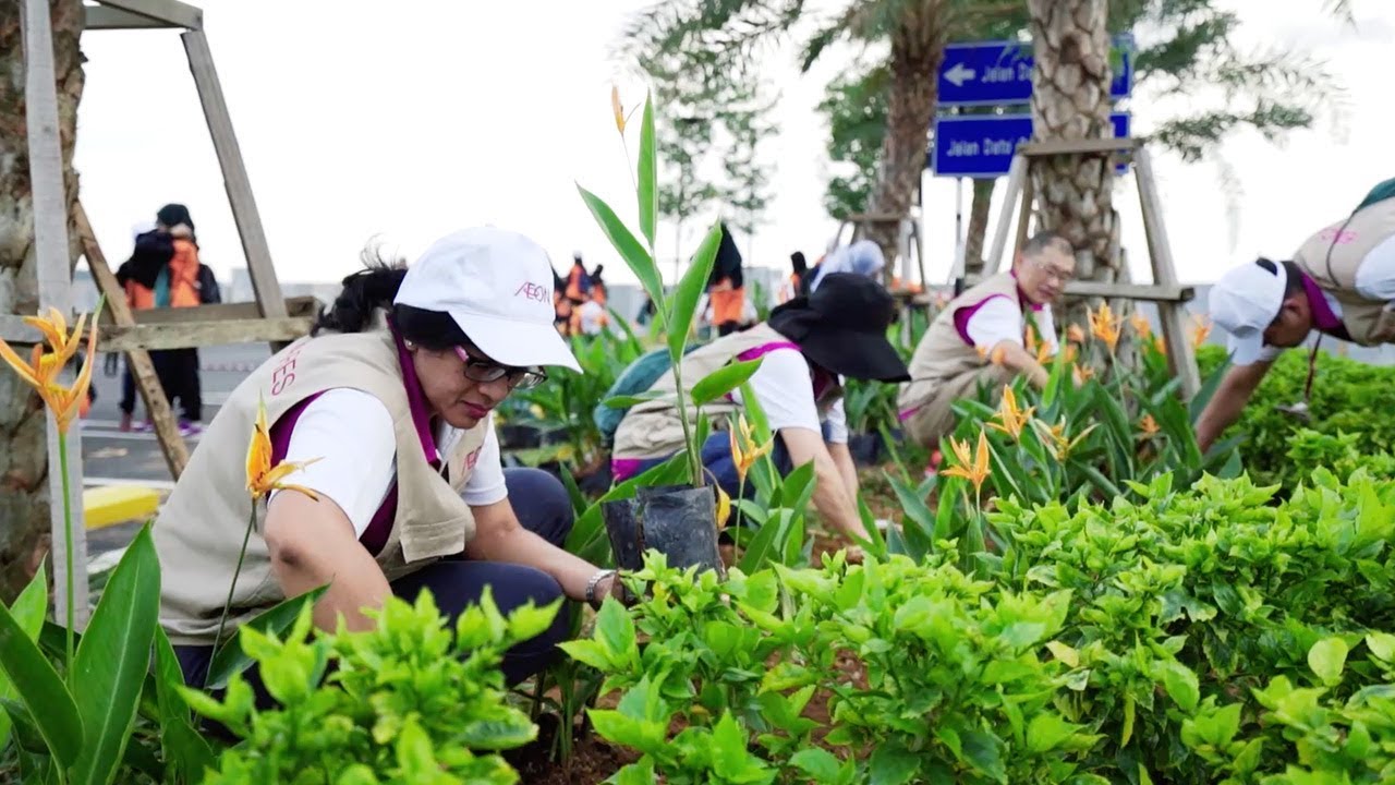 Event Highlight // Aeon Dato Onn “Tree Planting Ceremony” - YouTube