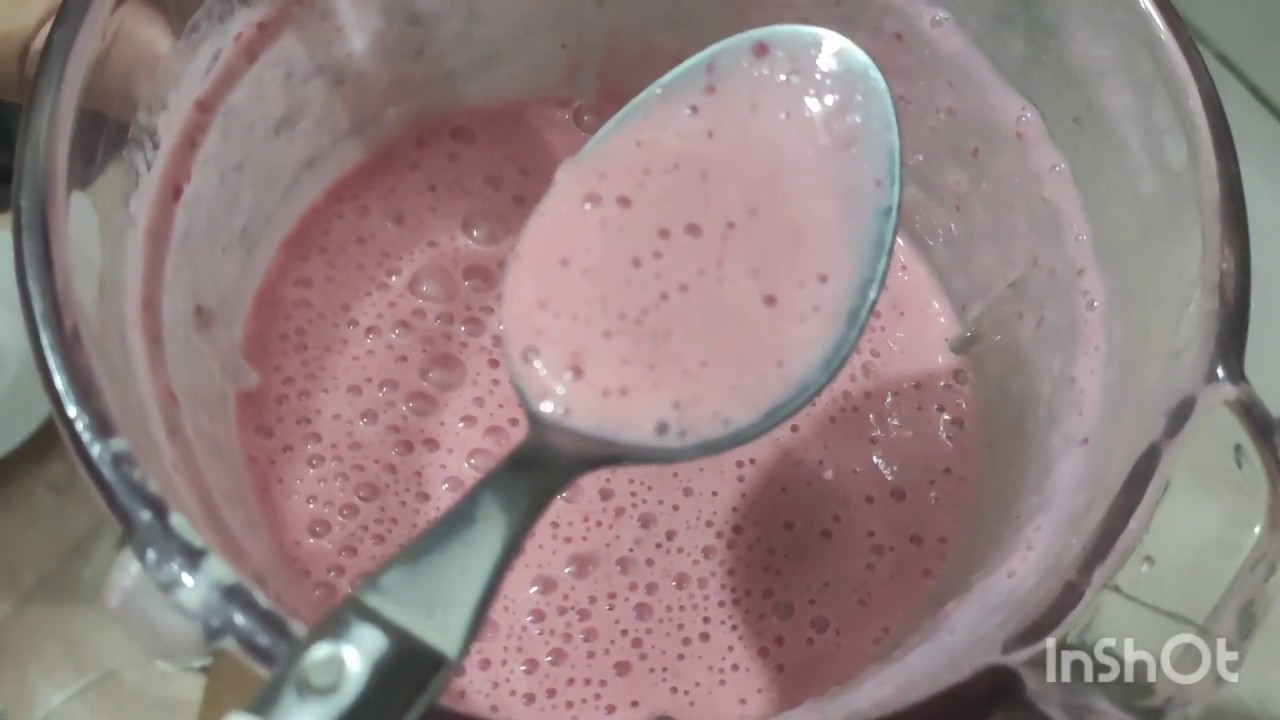 Aardbeien milkshake met ijsAmira Hollanda - YouTube