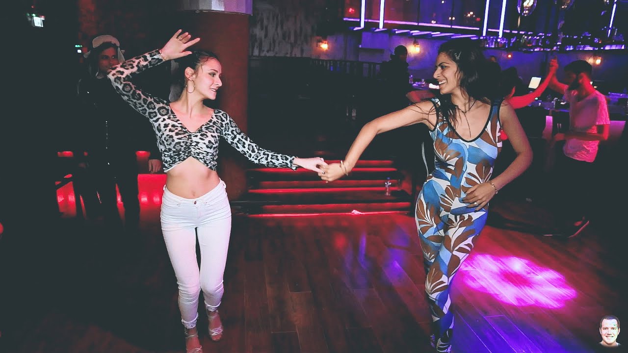 Sarit And Daniel@!!Two Girls!! Social Sensual bachata dance [Eres ...