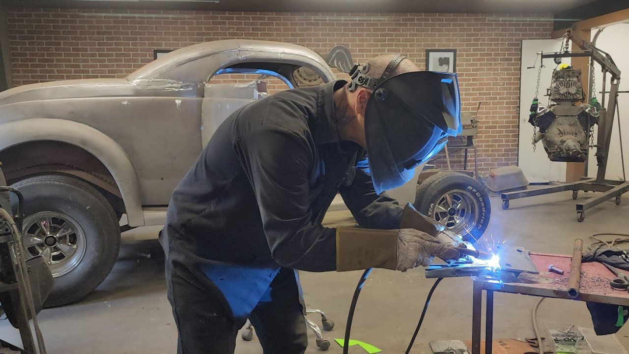 Building $200 motor mounts out of scrap metal👌 - YouTube