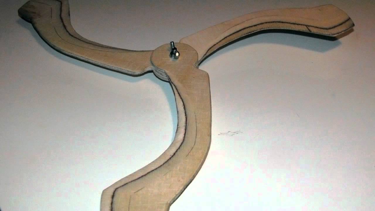 Homemade Rage Wingstick (Bumerang) - YouTube