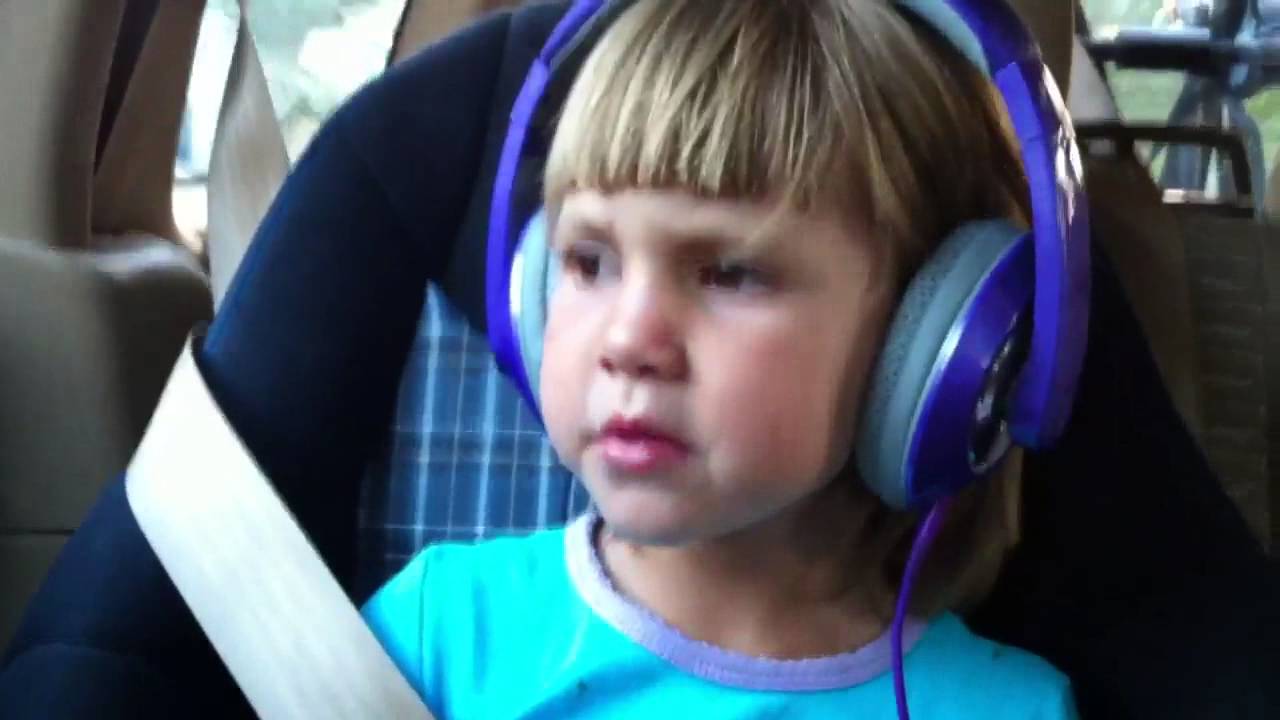 Riley singing along. - YouTube