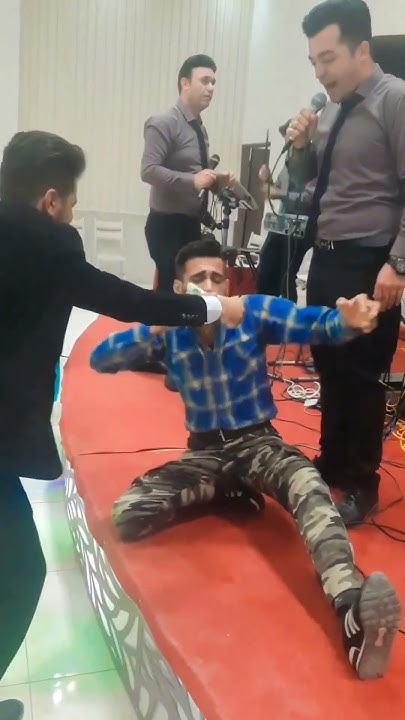 وقتی یهو یادت میاد محرم از رگ گردن بهت نزدیکتره😂معرف حضورتون هستن کهسلطان رقصای نامنظم👌😅 Youtube