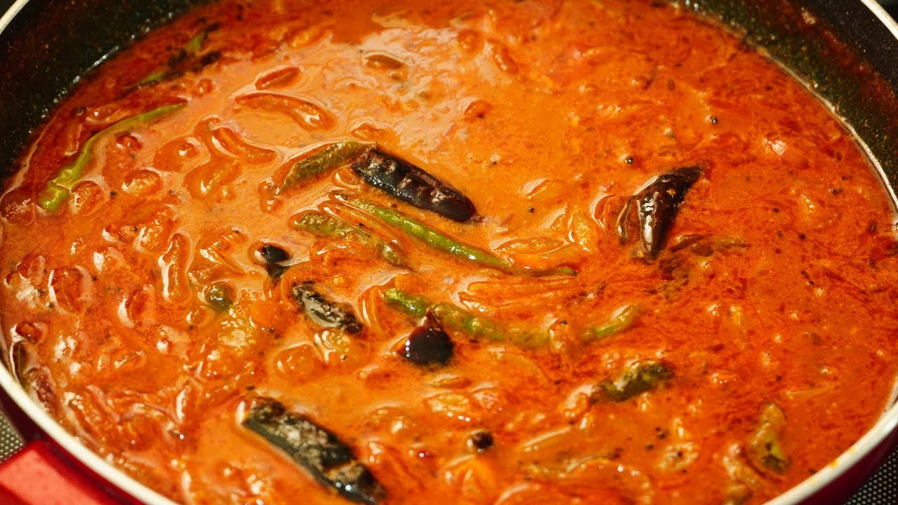Spicy & Tasty Onion Pulusu for Rice and Pongal | Ullipaya Pulusu Recipe ...