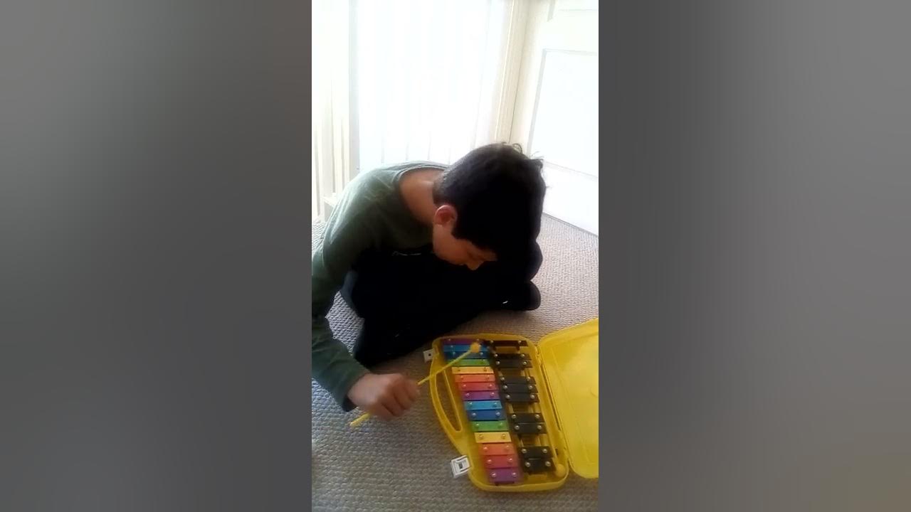 Como tocar la canción de Pou en metalofono - YouTube