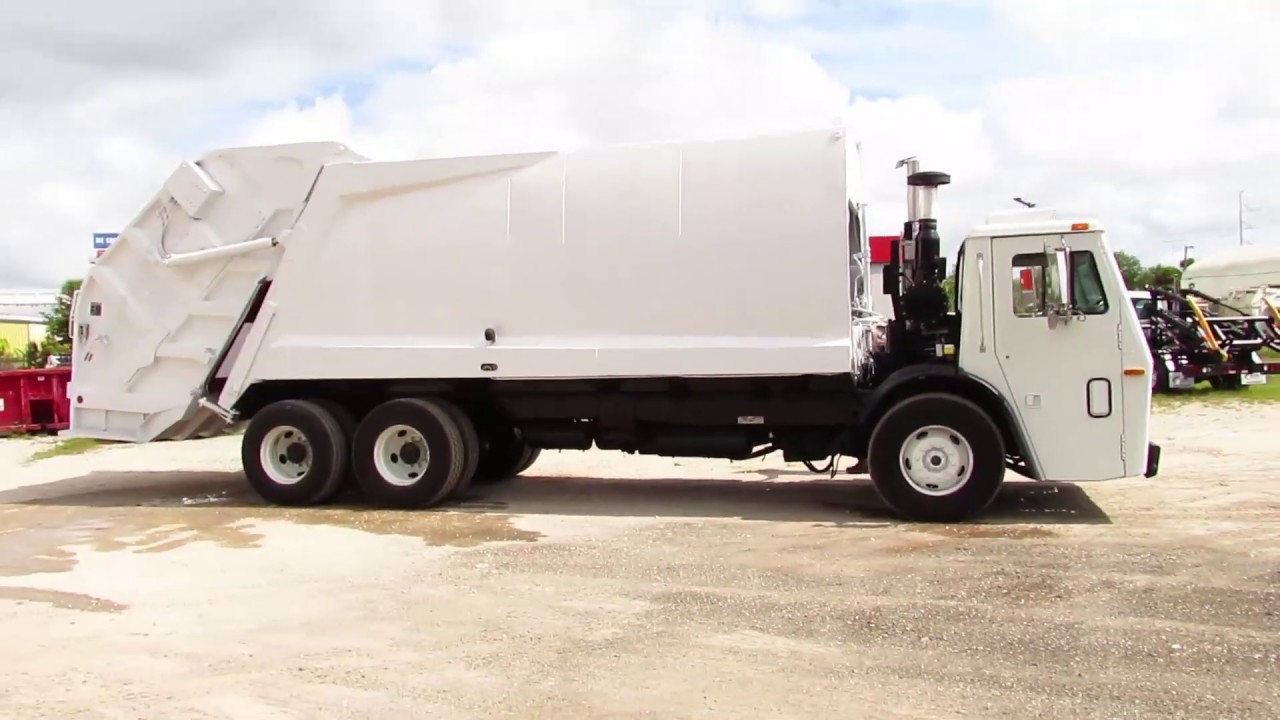 2007 Mack LE Rear Loader - YouTube