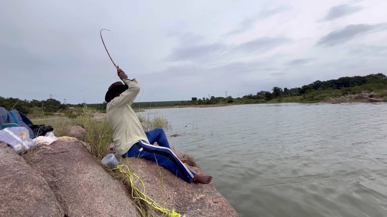 Singh shikar fishing | how to catch fish| 3hook fishing in river ...