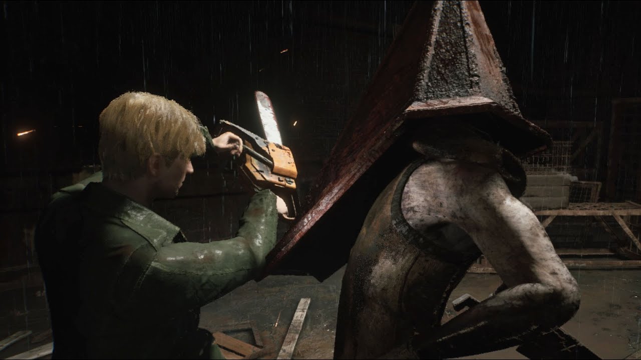 James Fights Pyramid Head With a Chainsaw - YouTube