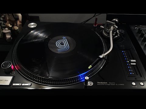 The Alibi Vs. Rockfeller - Getting Stronger (Original Mix)-2006-House-[Glitter]