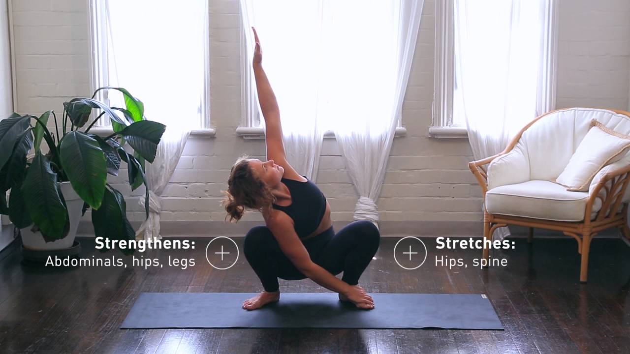 How to do a Sky Squat Reach stretch - YouTube