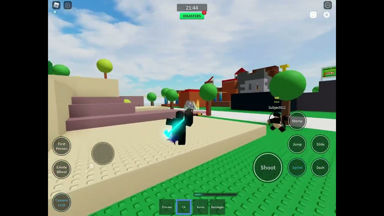 Killing furry in combat warriors - YouTube