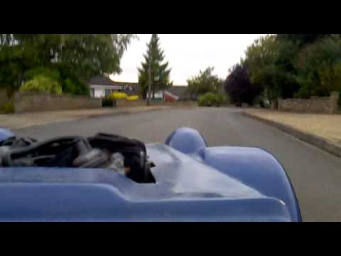 dutton malaga V8 running - YouTube