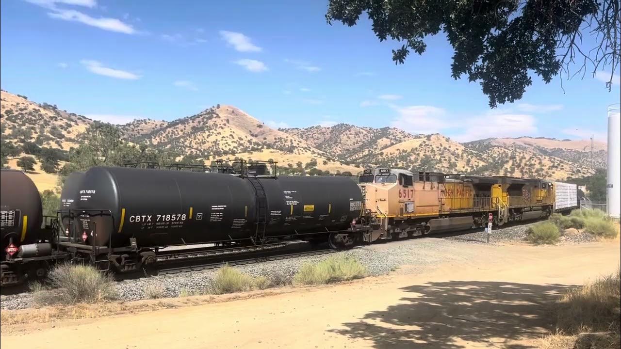 UP 8788 NBD mixed freight @ Keene, CA 7/17/24 - YouTube
