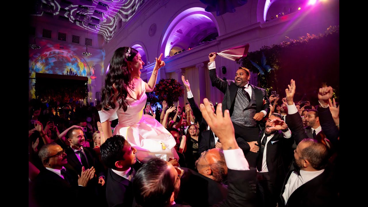 DJ D Jones and the Spark Hybrid Band at the Field Museum in Chicago ...