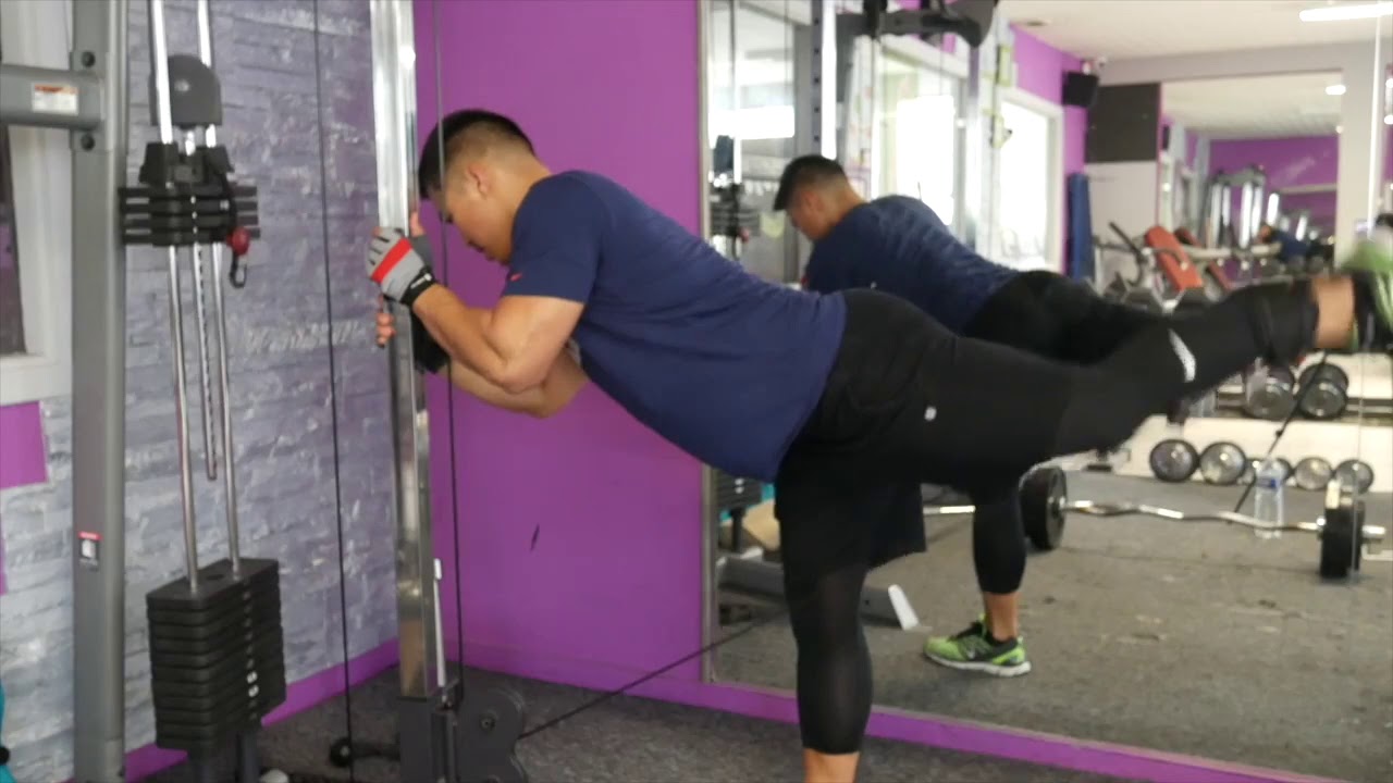 Extension de jambe à la poulie basse - YouTube