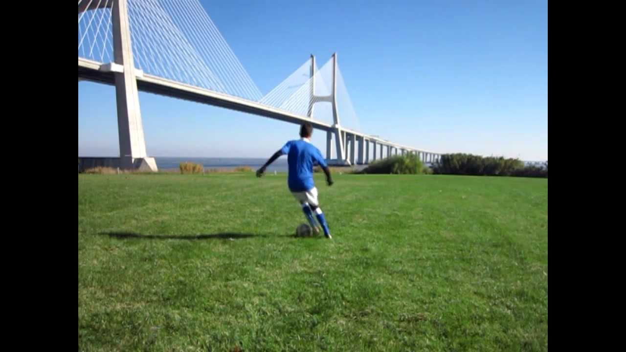 Luís Figo Signature Move Tutorial | Kick To Glory - YouTube