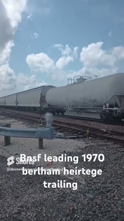 bnsf 3966 leading 1970 #railfan - YouTube