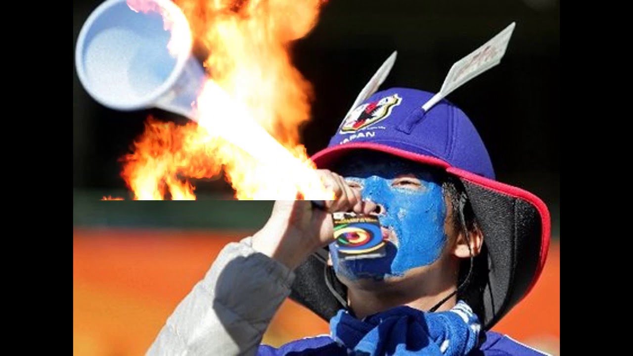 Review - VUVUZELA - YouTube