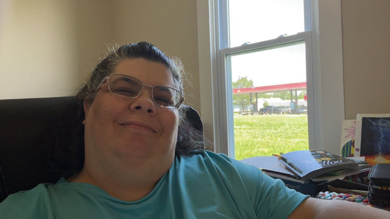 Sally Berry Dragons coloring and chatting - YouTube