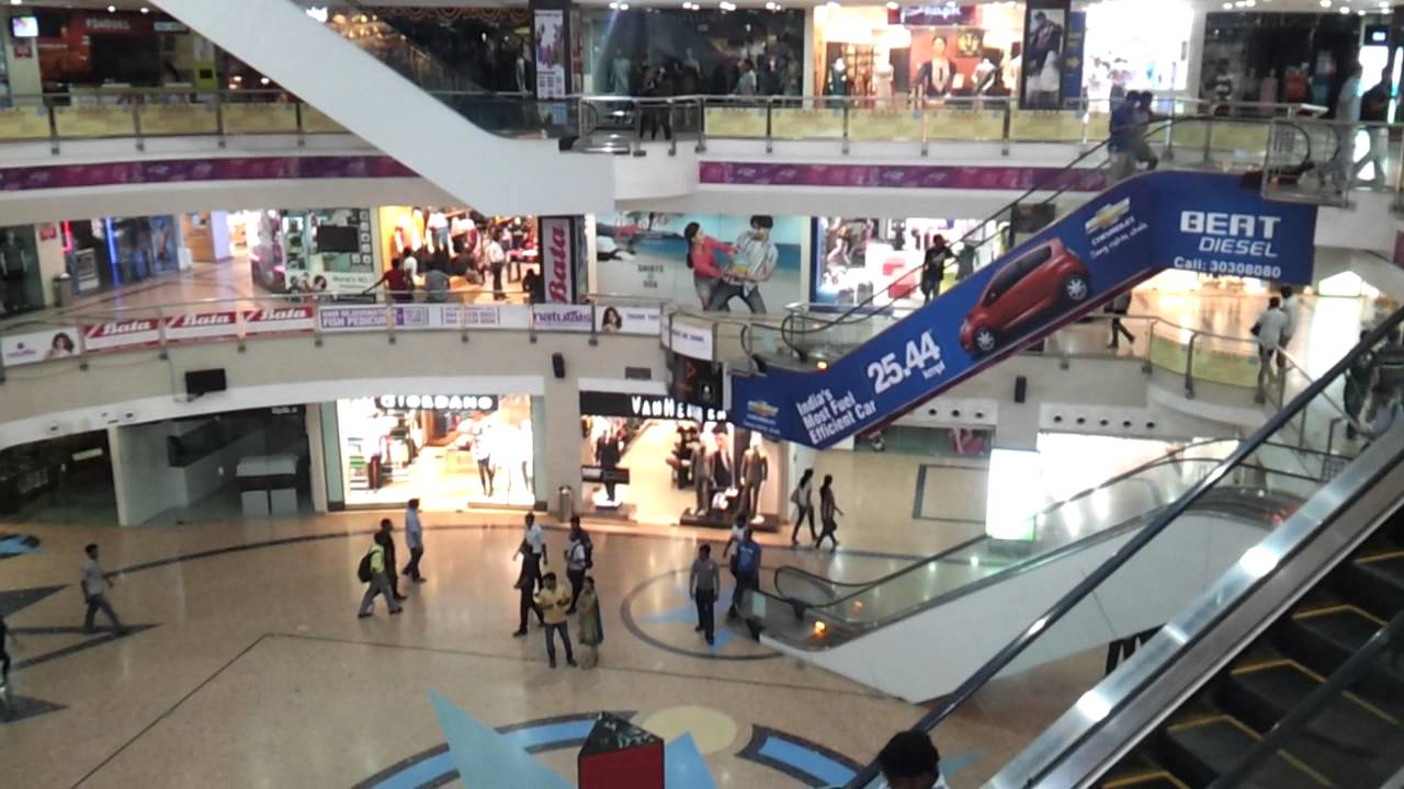 Ampa Skywalk Mall - YouTube