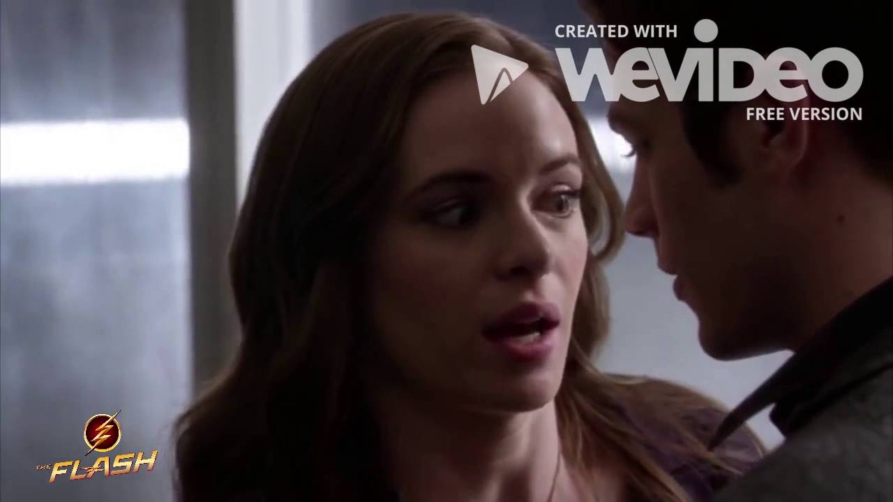 FLASH KISSING SCENE LOOP - YouTube