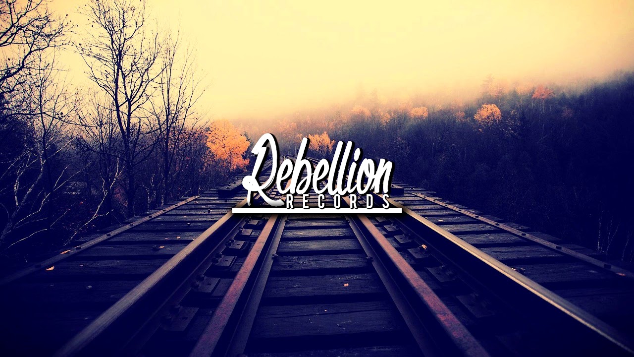 Alex Lustig - In The End (ft. Akacia) - YouTube