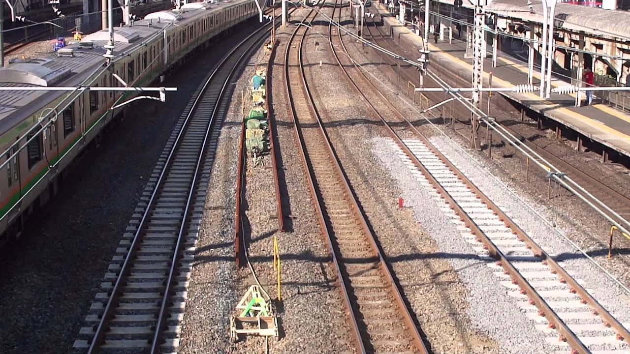 Trains View From Nippori Station Footbridge 日暮里駅人道橋からの電車の眺め Youtube 4484