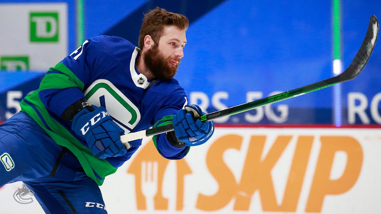 Jonah Gadjovich Makes His NHL Debut - YouTube