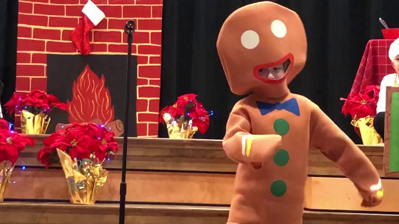 Finns Christmas play - The Gingerbread Man - YouTube