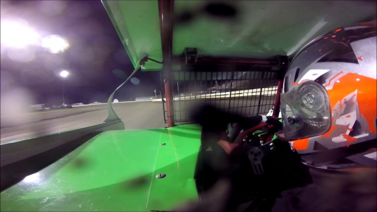 Xcel 600 Modified #7 "Shiverfest 2016" - YouTube