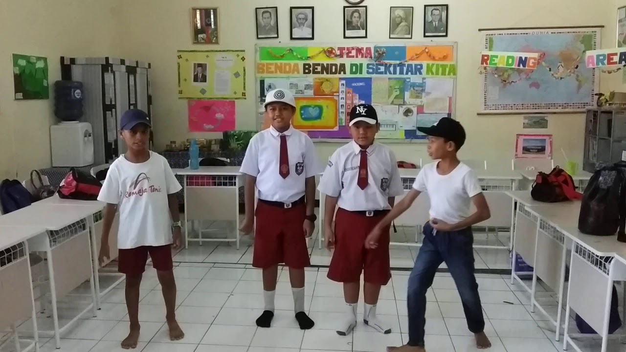 Tari kreasi # SD Angkasa 3(3) - YouTube