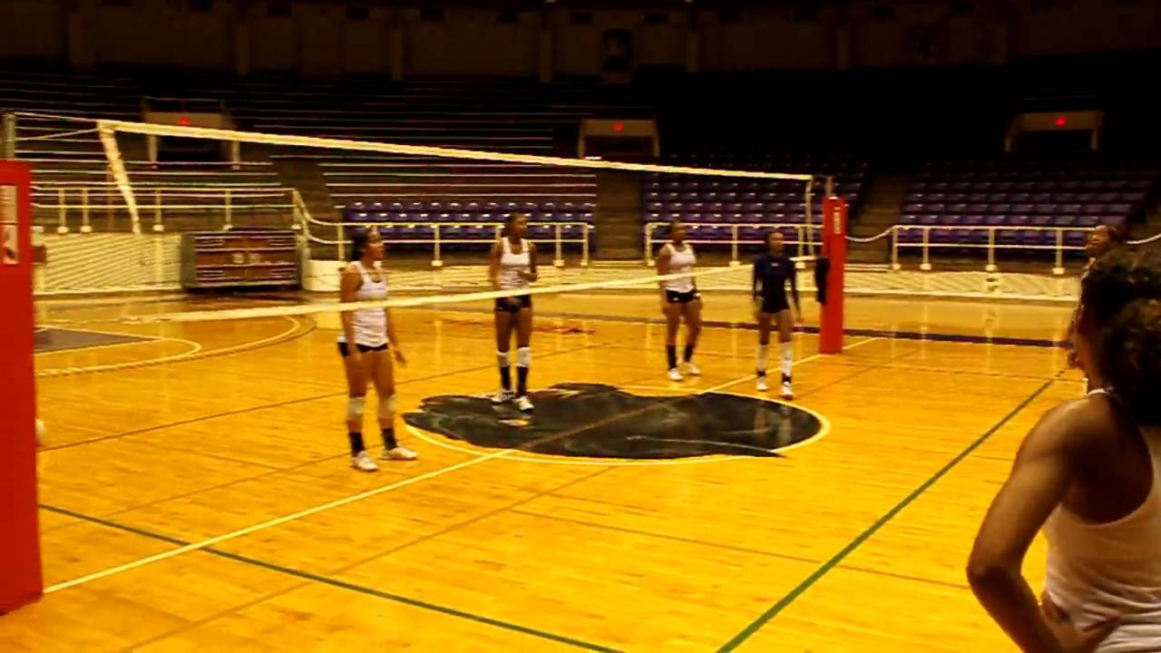 PVAMU 2009//VOLLEYBALL PRACTICE - YouTube