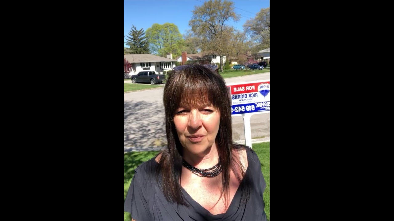 Anna Moscardelli, Sales Rep - 1055 Beverly Road, Sarnia - YouTube
