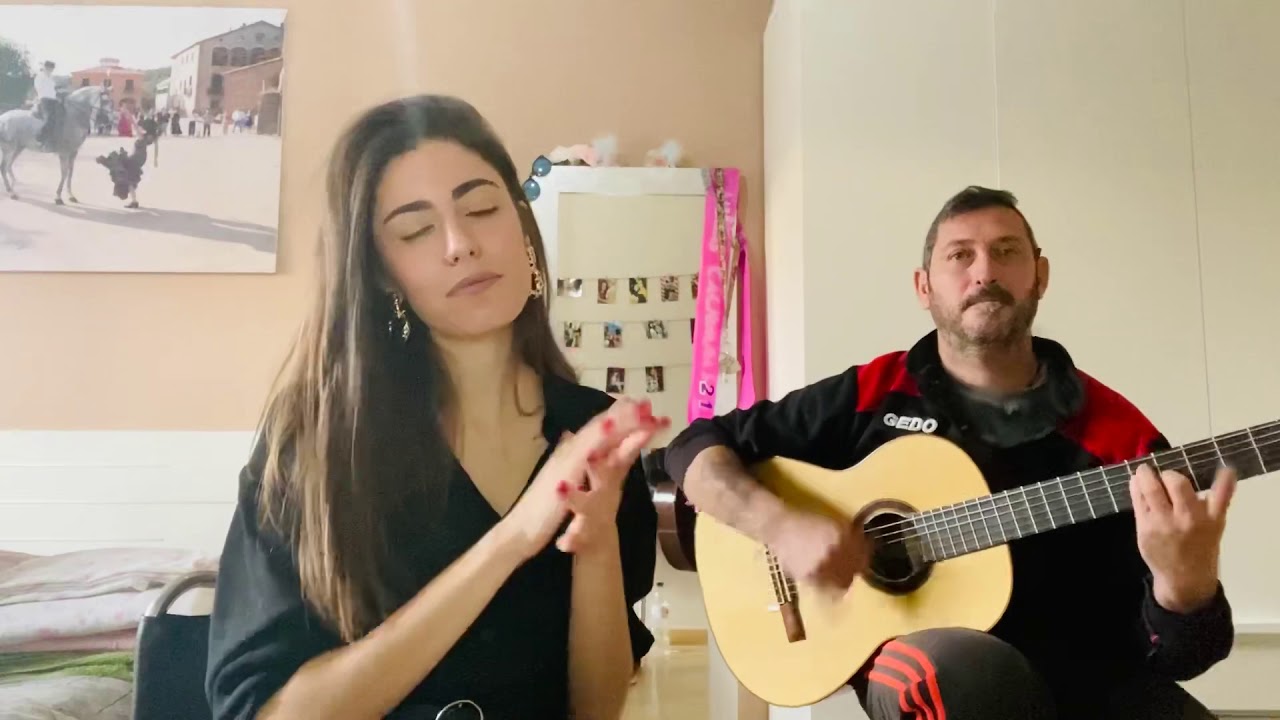 Resistiré (cover Marina Culebras y David Culebras) - YouTube