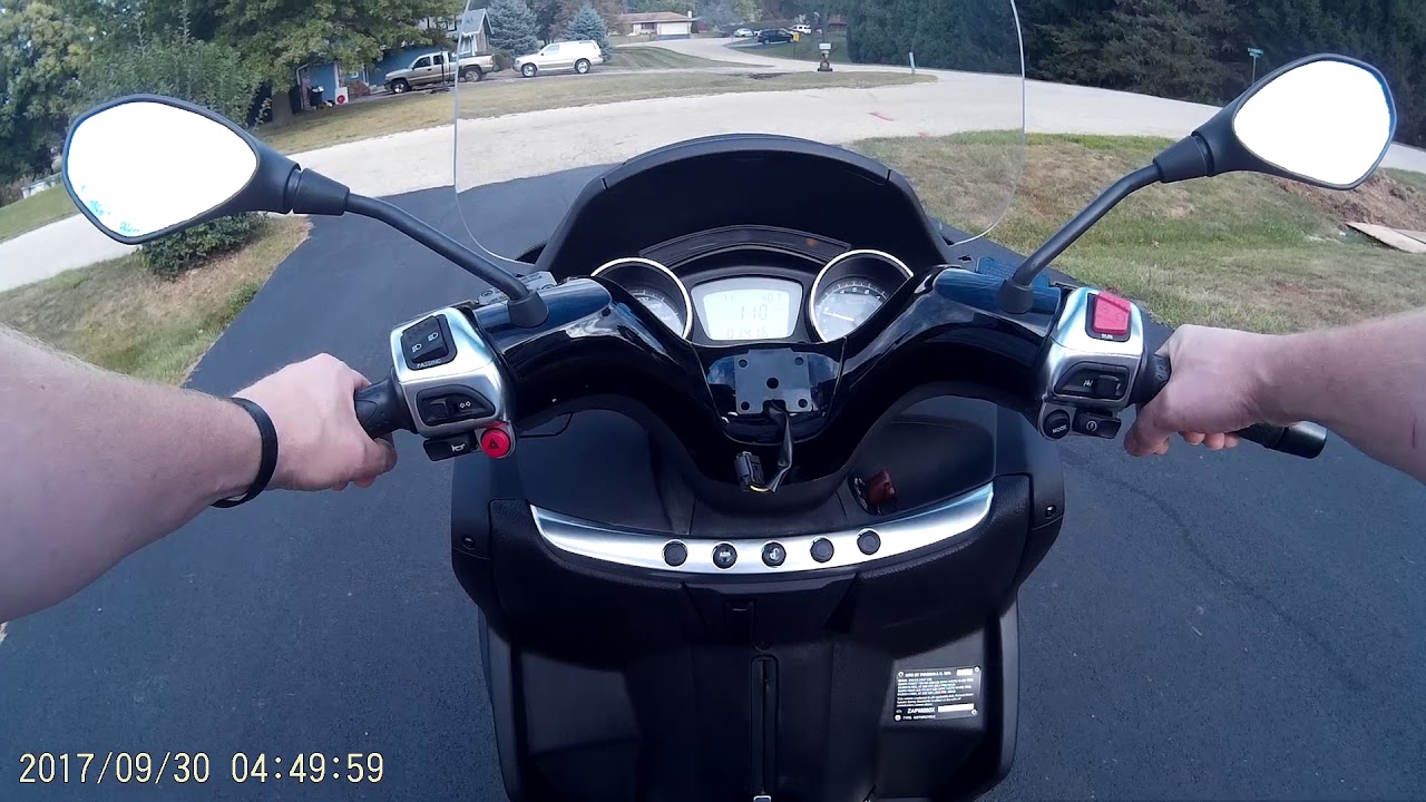 Piaggio MP3 500cc Second Review - YouTube