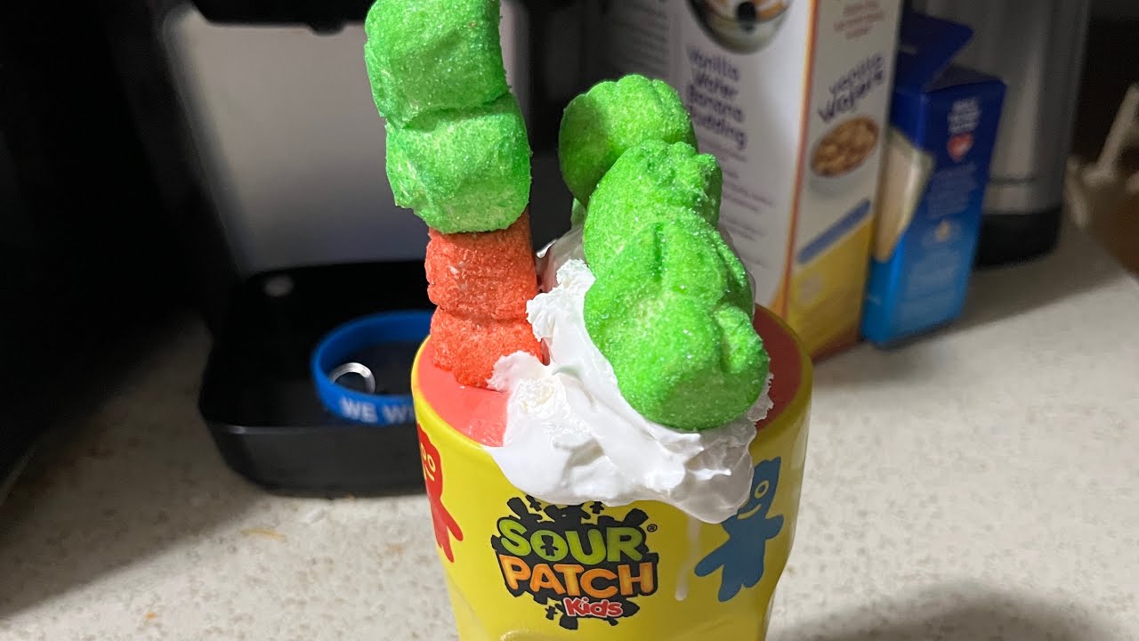 Vlogmas day 2 sour patch milkshake - YouTube