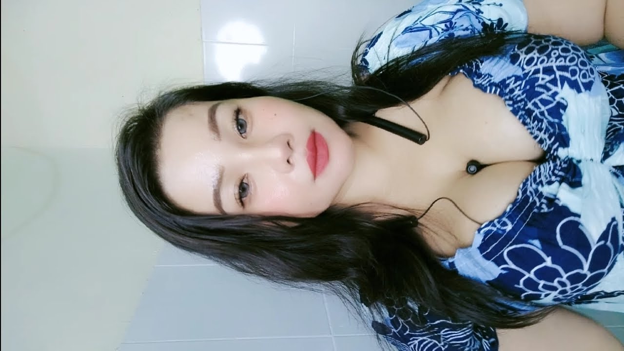 bigo live hot terbaru Tante gemoy - YouTube