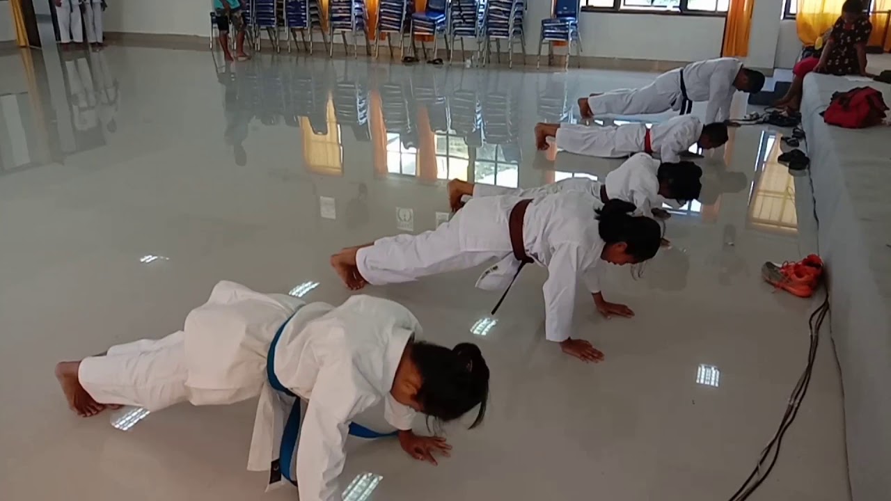 Karate INKANAS Poso - YouTube
