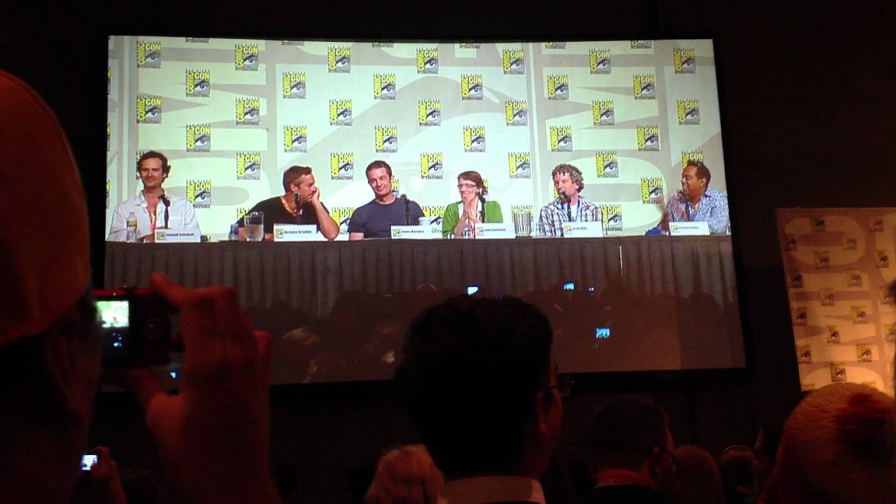 Buffy Panel Comic Con 2012 - YouTube
