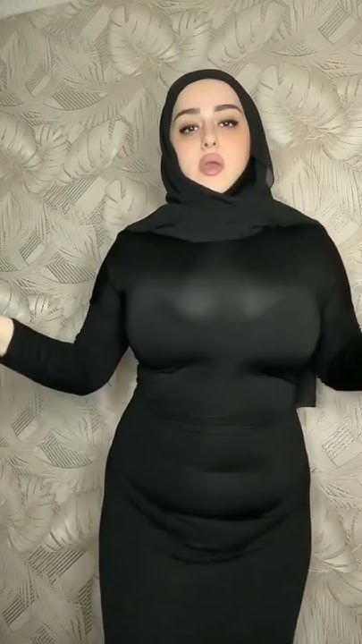 Hijab hot dance 🍑 #arabic #youtube #pakistan #muslim #iraq #youtubeshorts #status #shorts - YouTube