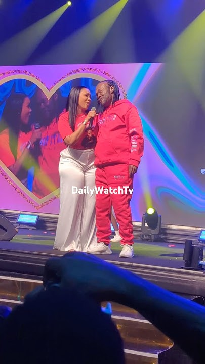 Serwaa Amihere and Daddy Lumba & His Beautiful Fans Performed together on Stage #shorts - YouTube
