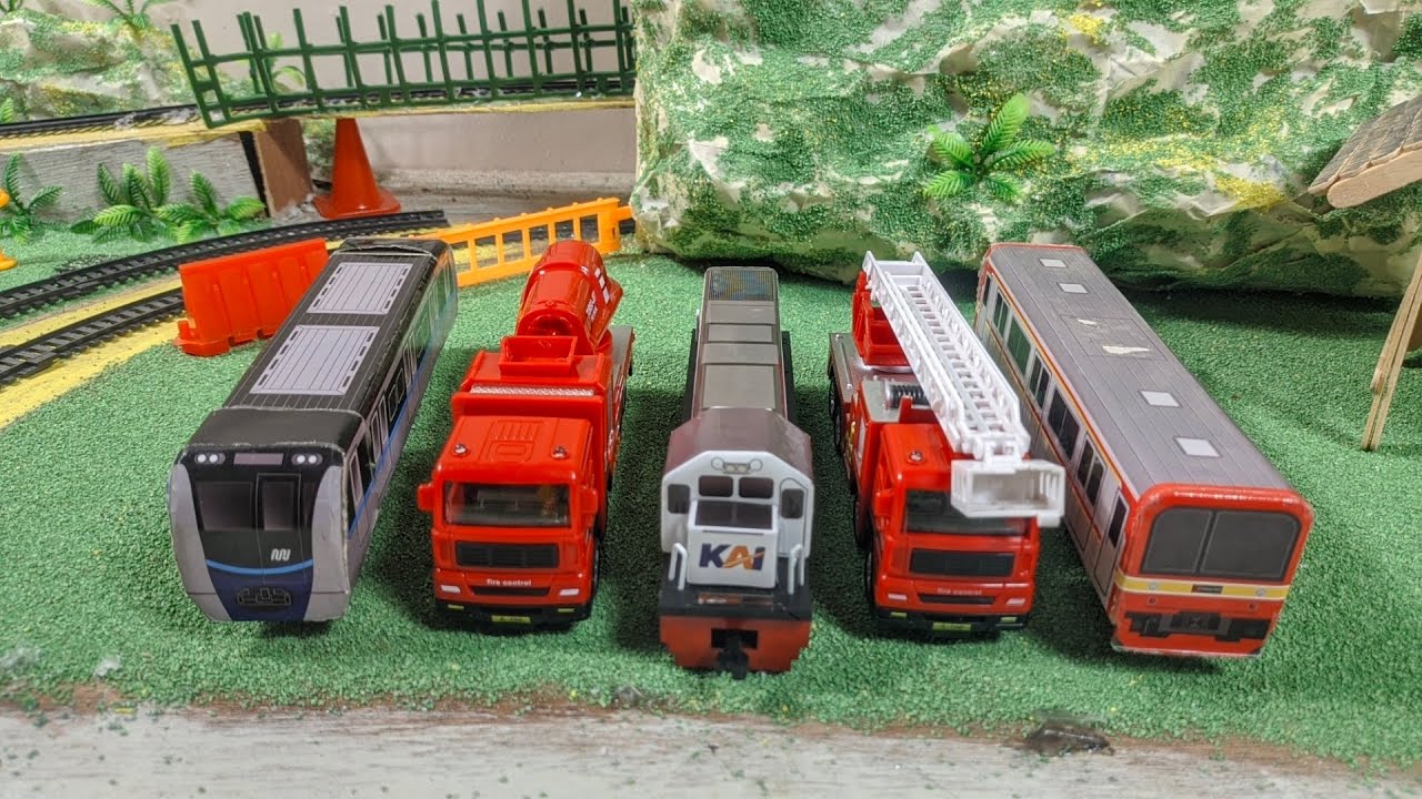 Lokomotif Kereta MRT - Kereta Api CC203 anjlok Macam macam kereta api ...