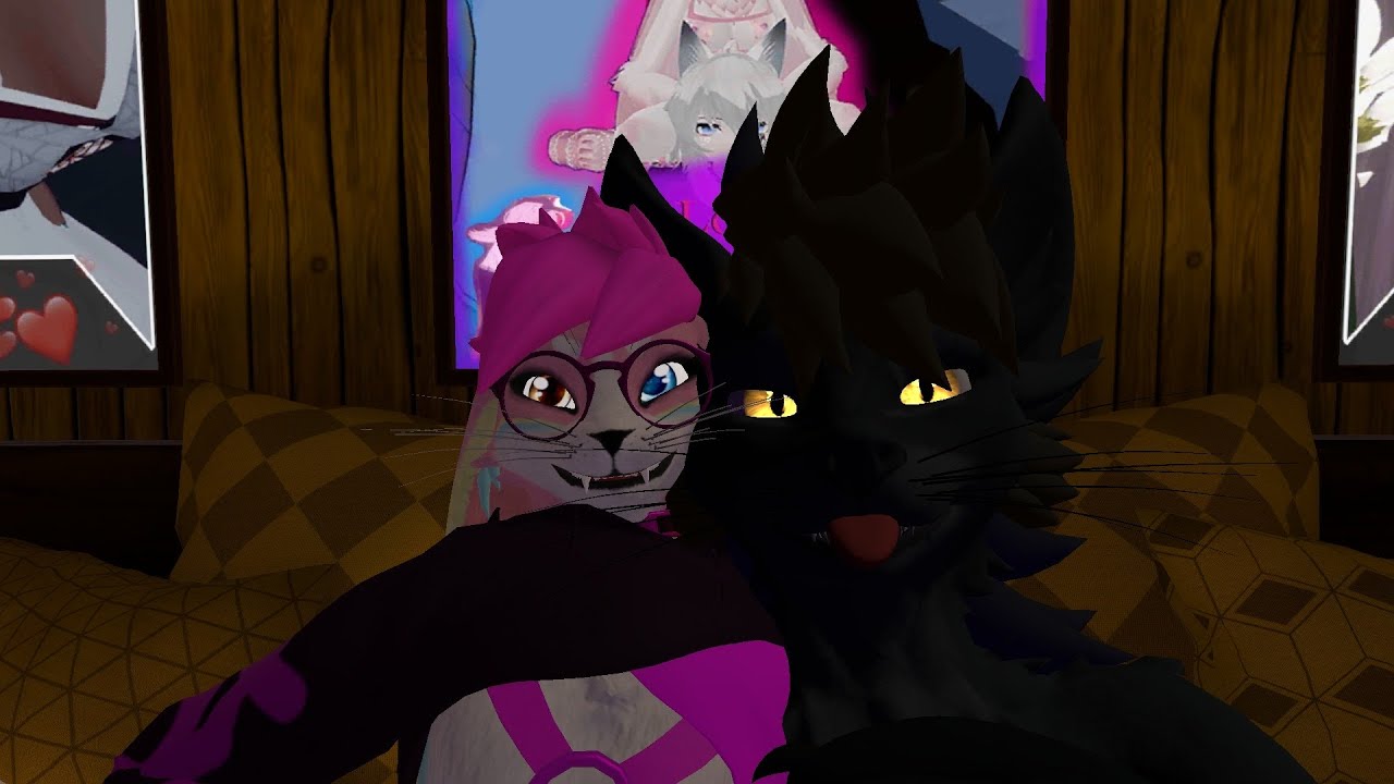 Furry playing two games in VRchat - YouTube