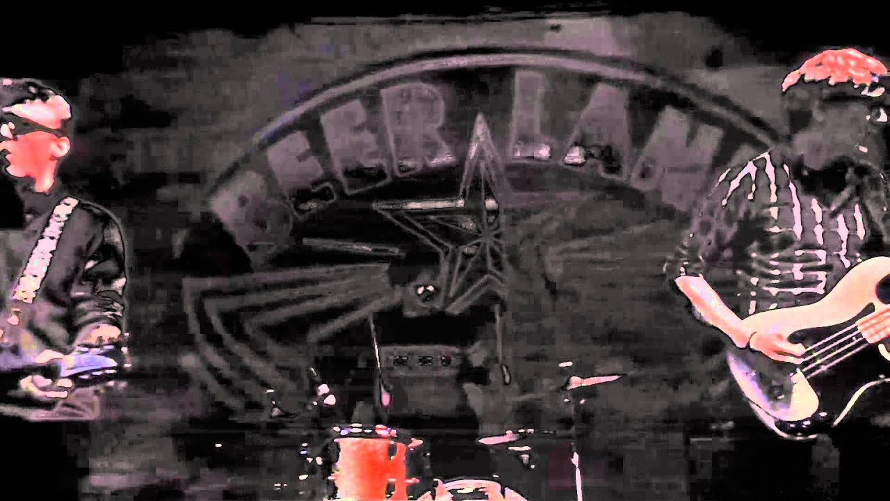 December 20, 2014: Jonly Bonly - "Uninspired" - YouTube