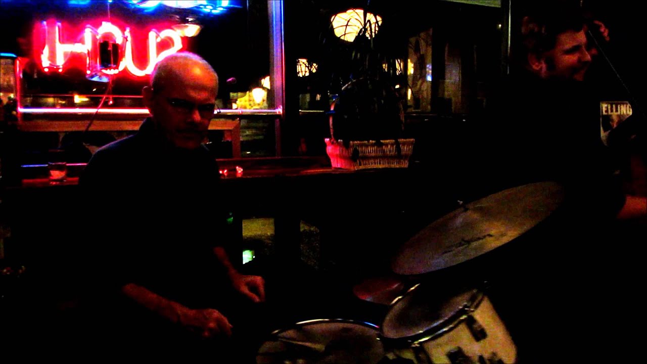 David Penney Drum Solo - YouTube