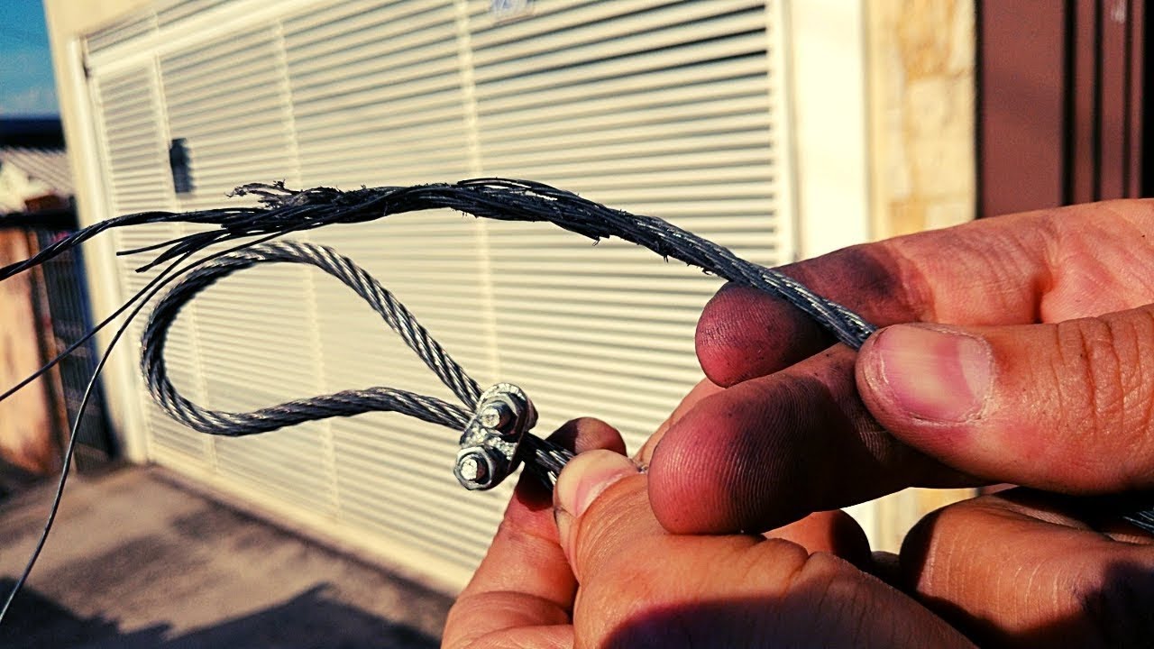 Como trocar cabo de aço do portão basculante ( fácil e rápido e barato ...