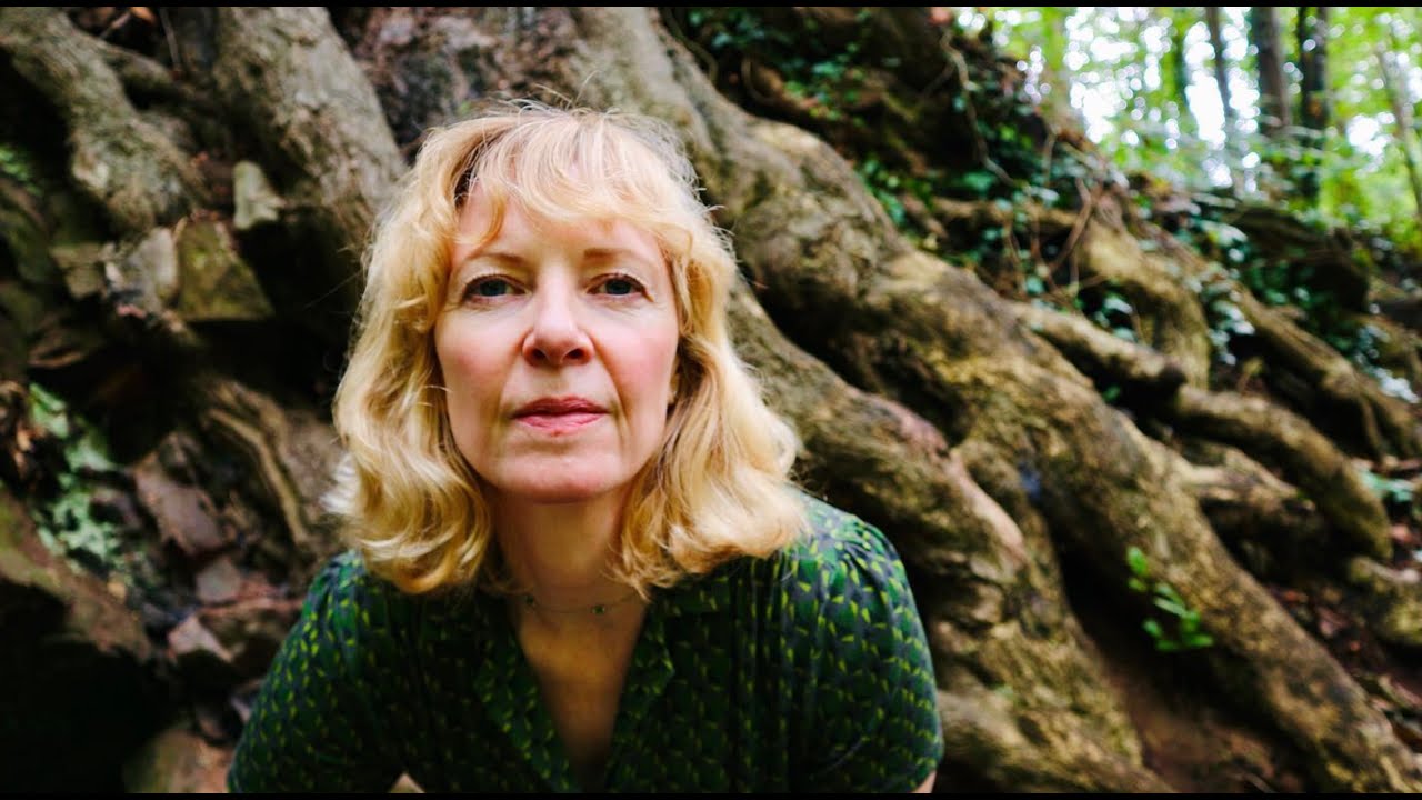 Victoria Bourne - Stream of Graves - YouTube
